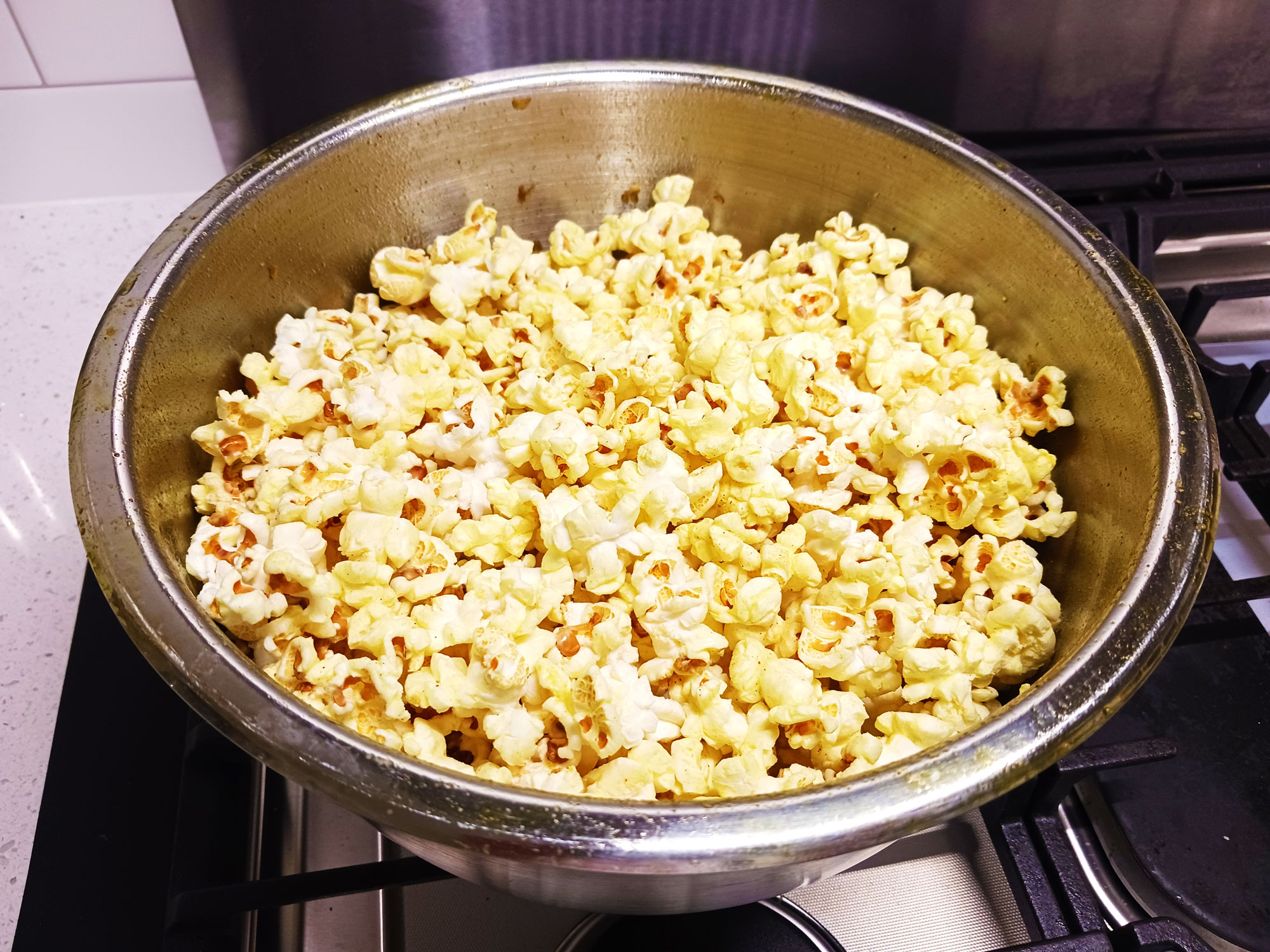 Buttered Movie Popcorn for Two | The Single Gourmand